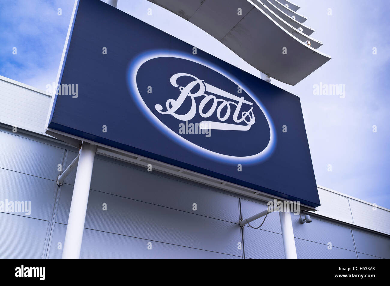 Boots logo hi-res stock photography and images - Alamy