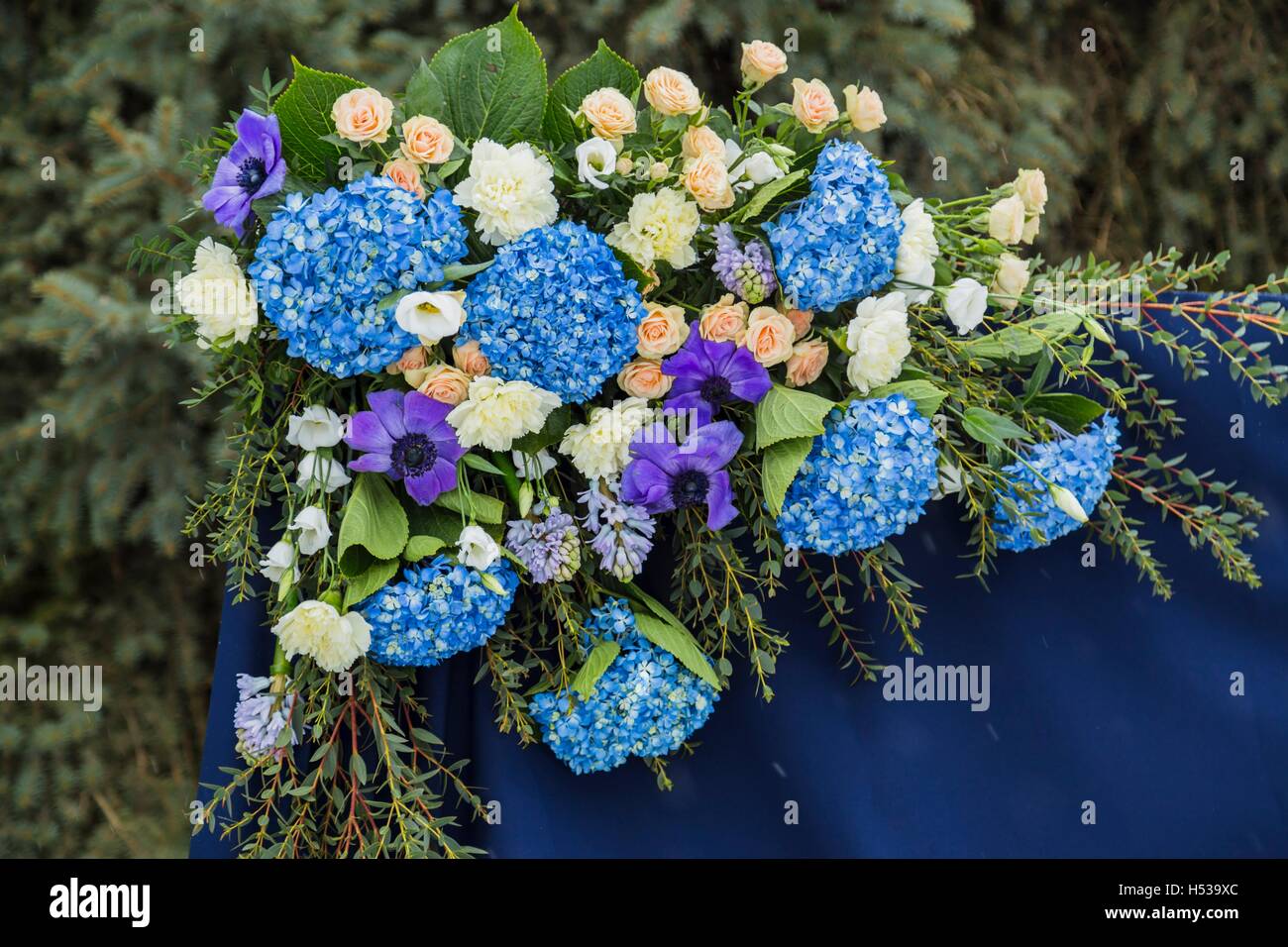 Beautiful wedding arch for marriage Stock Photo - Alamy