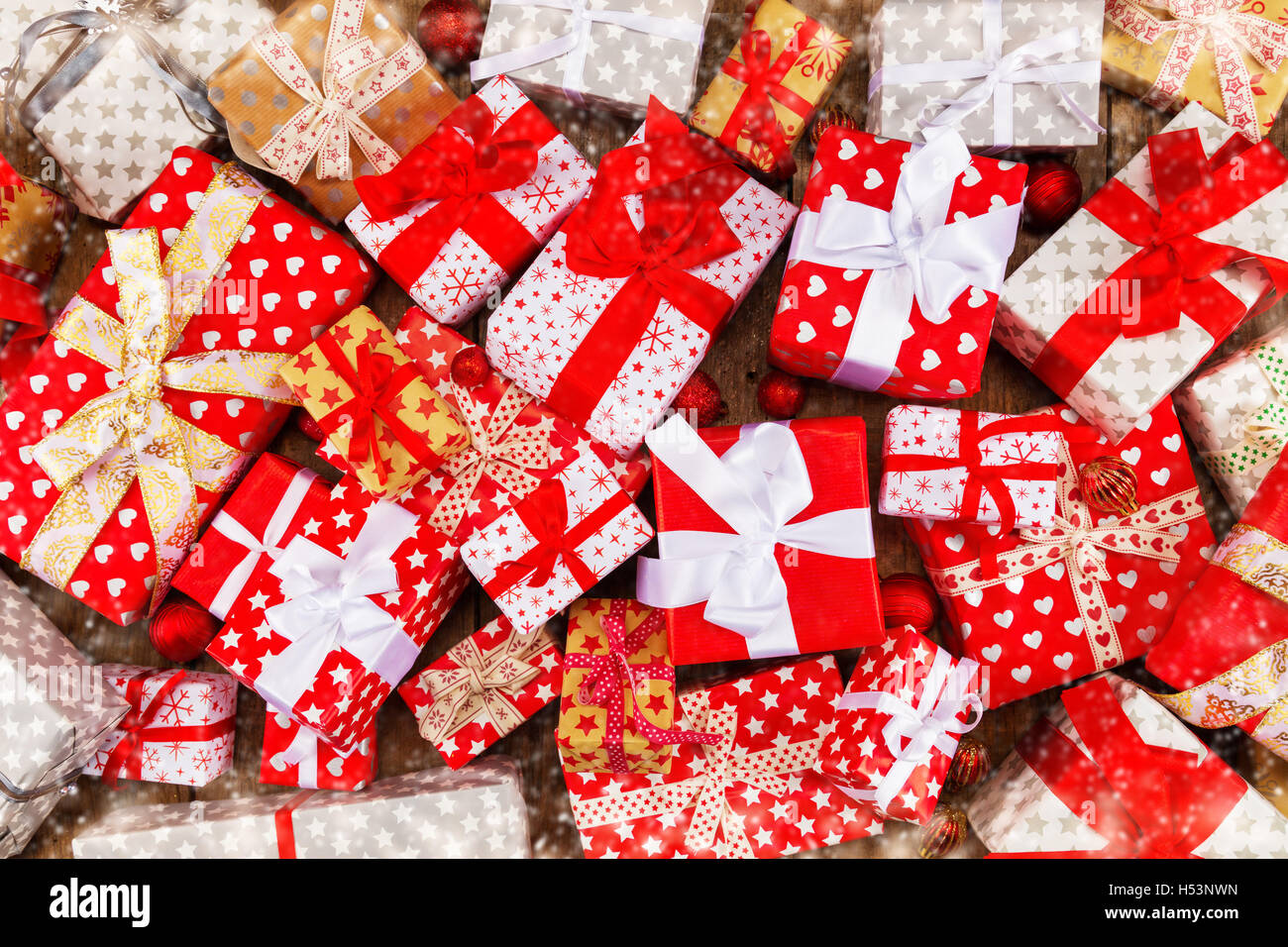 Present gift boxes pile hi-res stock photography and images - Alamy