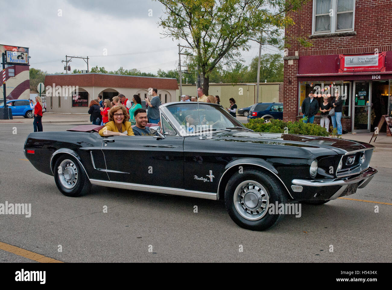 Allison ford hi-res stock photography and images - Alamy