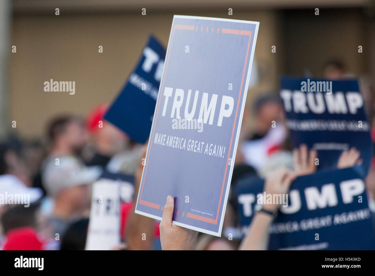 Attendees of the Donald Trump Campaign Rally showing their support ...