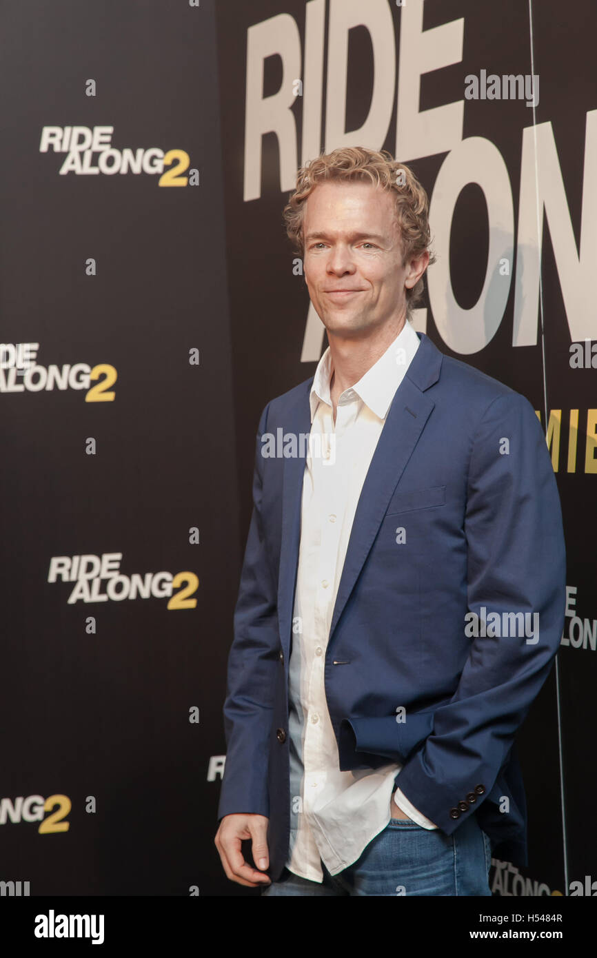 Greg Coolidge arriving on the Red Carpet of Ride Along 2 World Premier ...