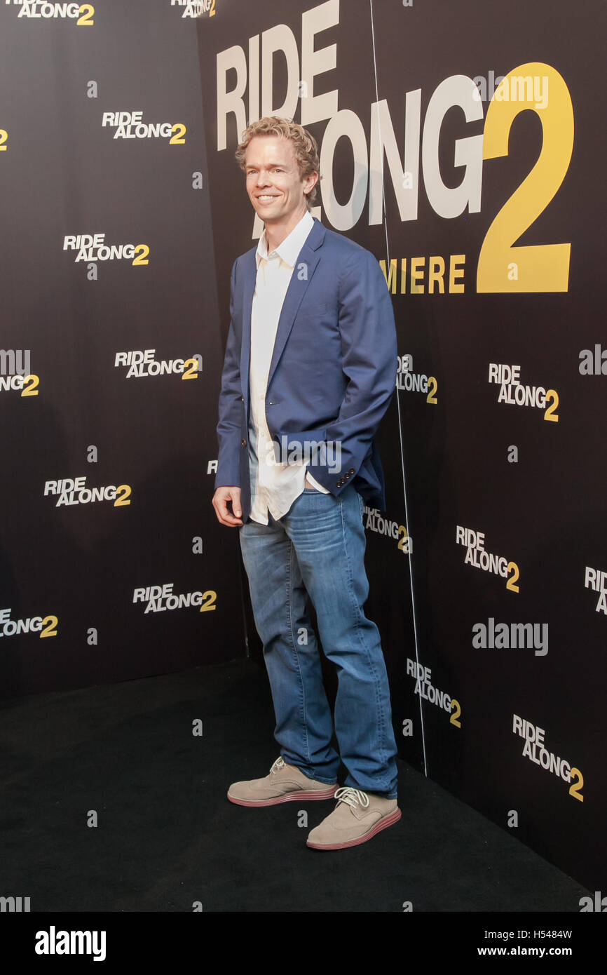 Greg Coolidge arriving on the Red Carpet of Ride Along 2 World Premier ...