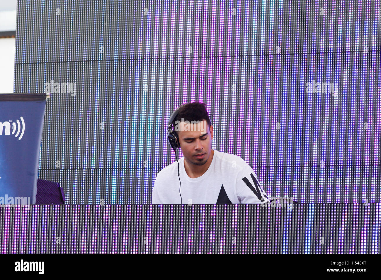 Sirius xm dj hi-res stock photography and images - Alamy