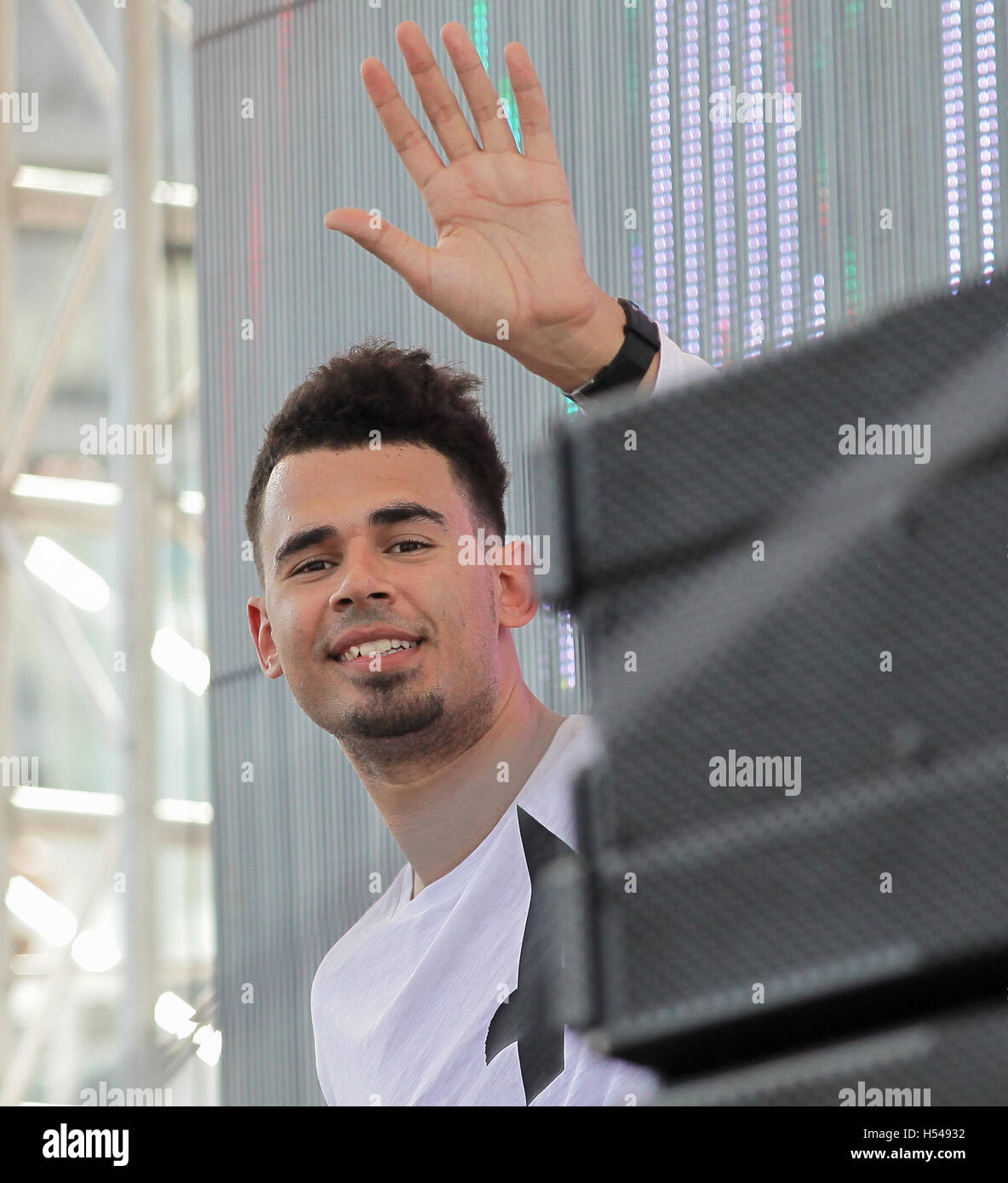 Sirius xm dj hi-res stock photography and images - Alamy