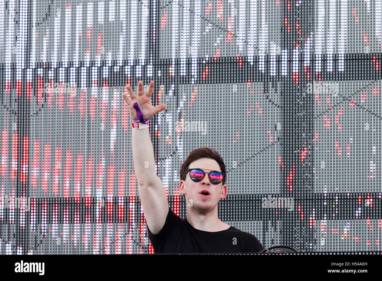 Sirius xm dj hi-res stock photography and images - Alamy