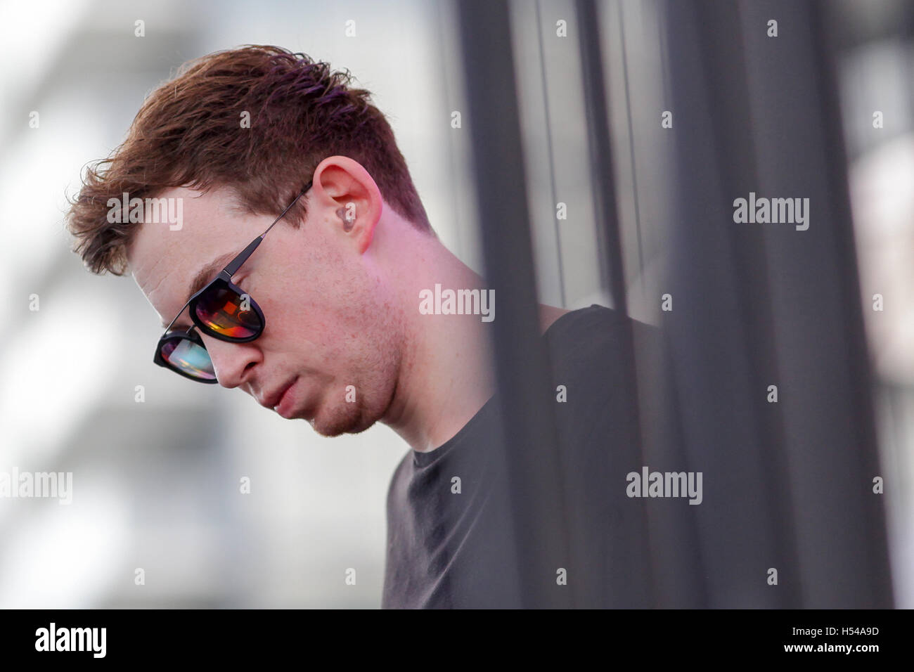 Sirius xm dj hi-res stock photography and images - Alamy