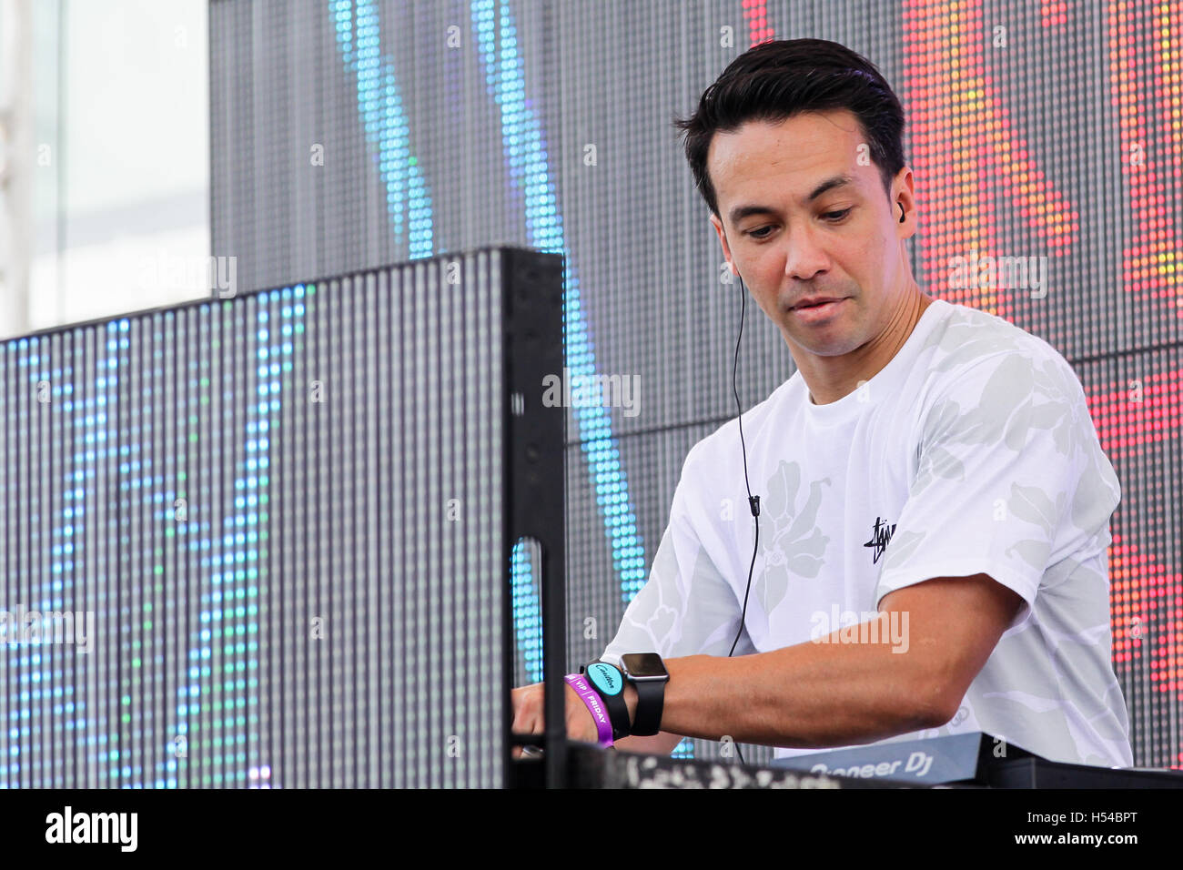 DJ Laidback Luke at the Sirius XM Music Lounge on March 18, 2016 at the ...