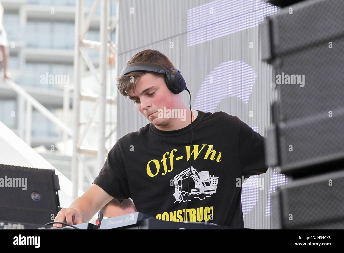 Sirius xm dj hi-res stock photography and images - Alamy