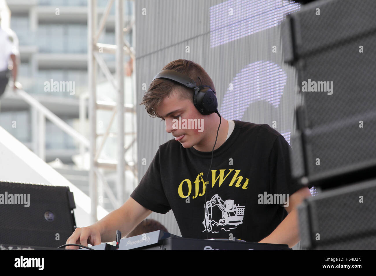 Sirius xm dj hi-res stock photography and images - Alamy