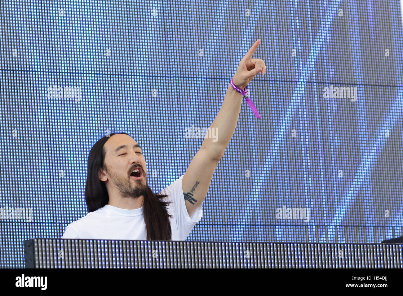 Sirius xm dj hi-res stock photography and images - Alamy