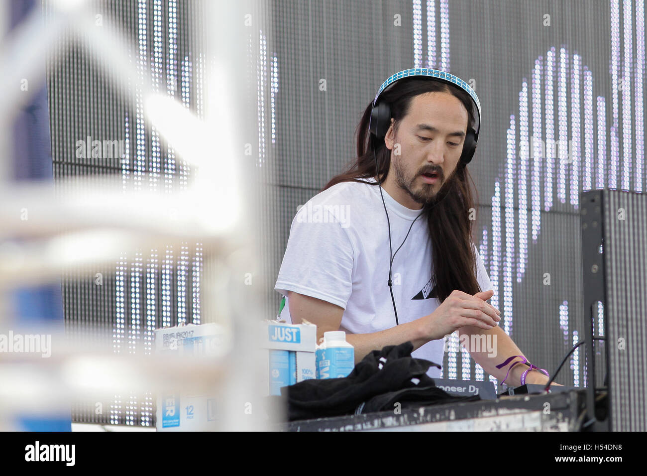 Sirius xm dj hi-res stock photography and images - Alamy