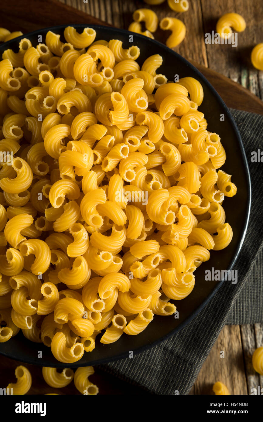 Food raw macaroni hi-res stock photography and images - Alamy