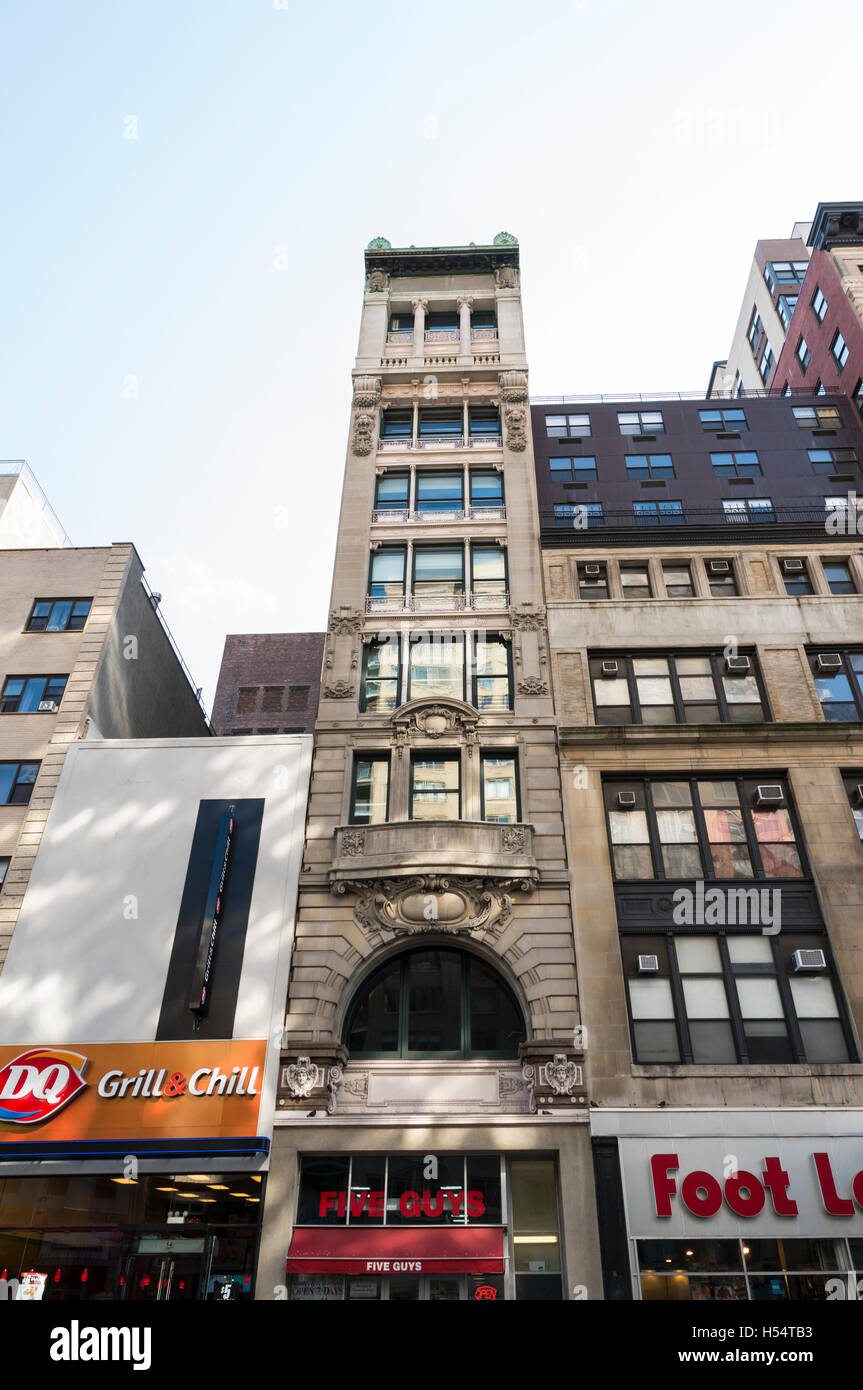 Landmarked former RH Macy and Co (Macy's) Store 14th Street Annex ...