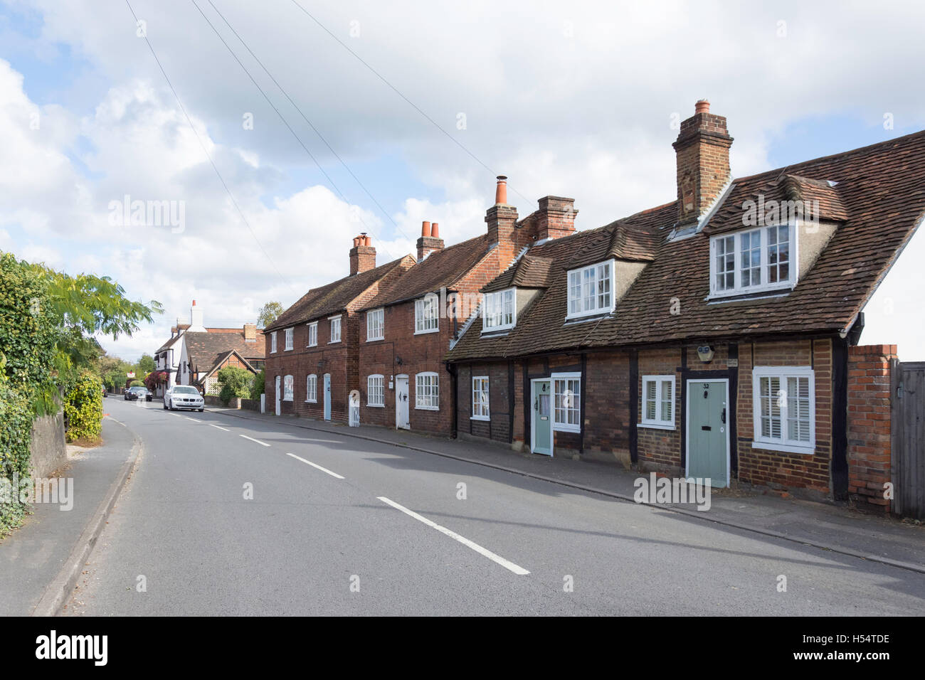 Period cottages, Marlow Road, Bisham, Berkshire, England, United ...