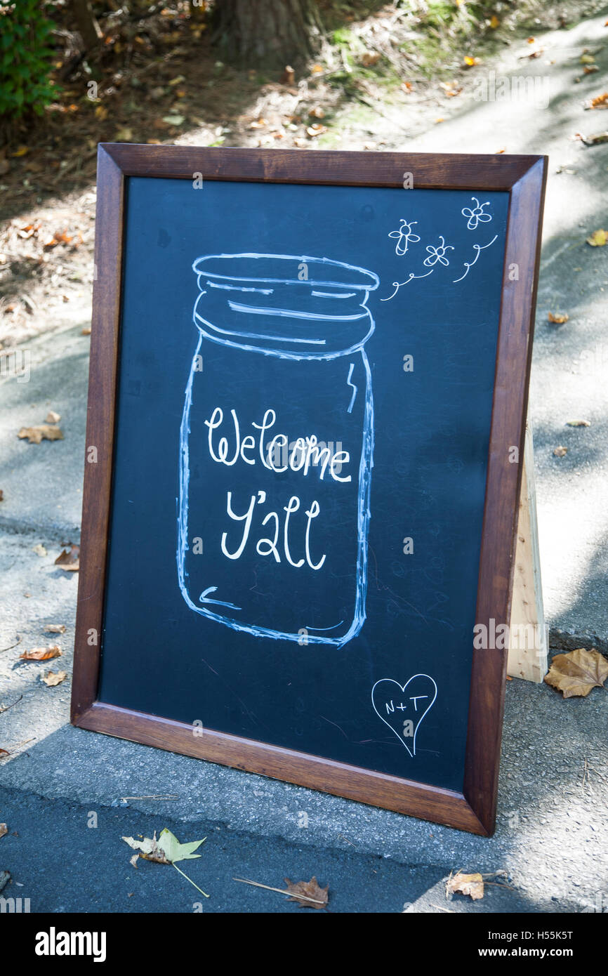 Welcome yall hi-res stock photography and images - Alamy