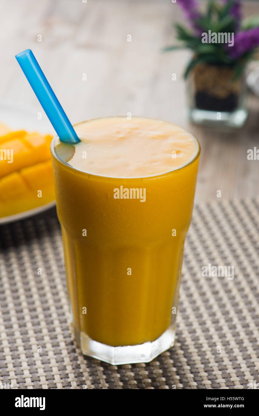 fresh mango juice Stock Photo - Alamy