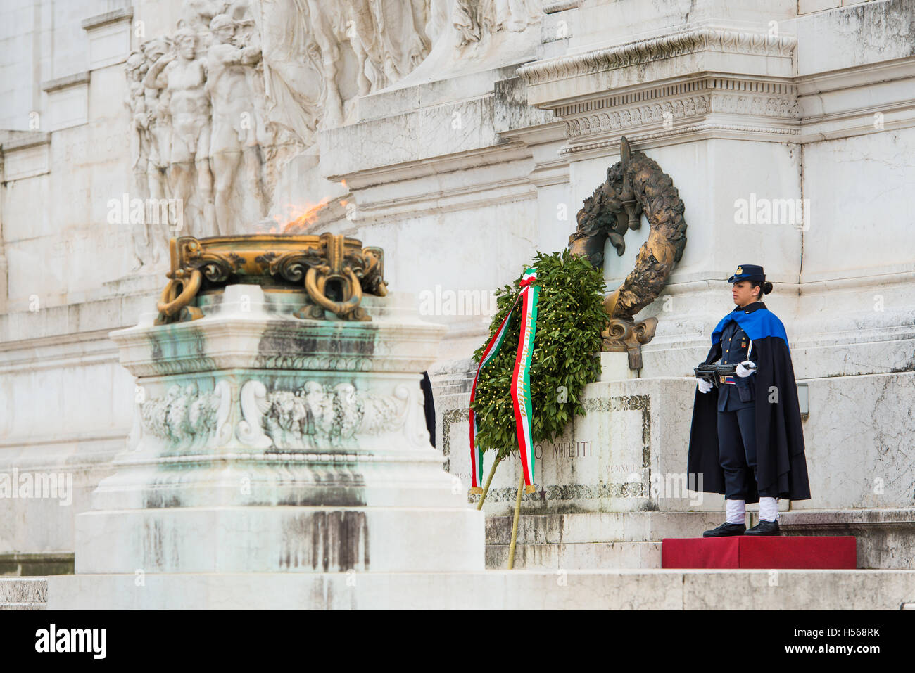 Fascia tricolore hi-res stock photography and images - Alamy