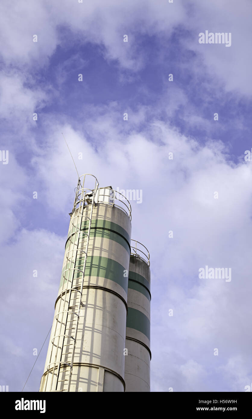 Cement concrete bins hi-res stock photography and images - Alamy