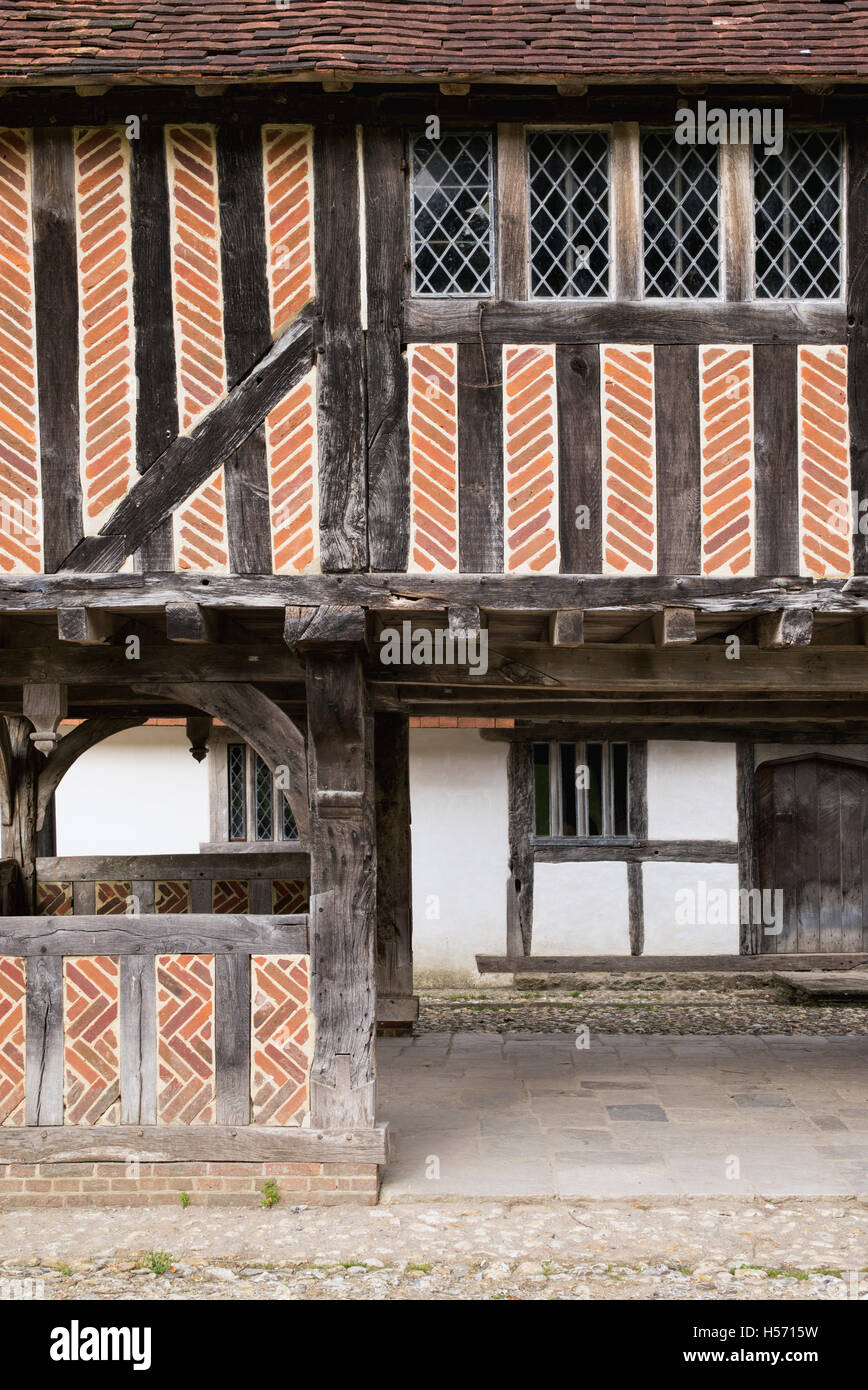 Timber frame wall construction hi-res stock photography and images - Alamy