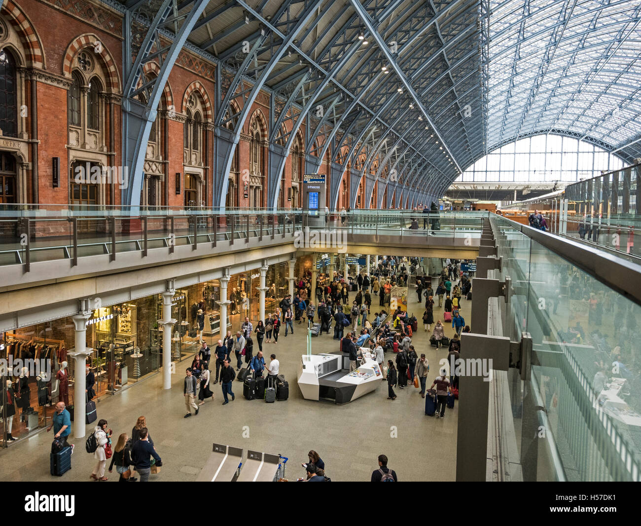 Victorian St. Pancras Railway Station London UK built 1868 and ...