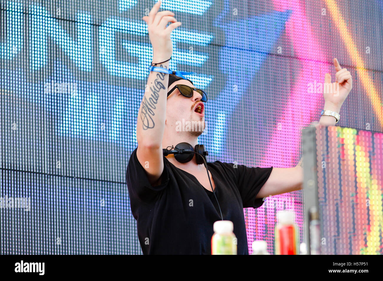 Sirius xm dj hi-res stock photography and images - Alamy