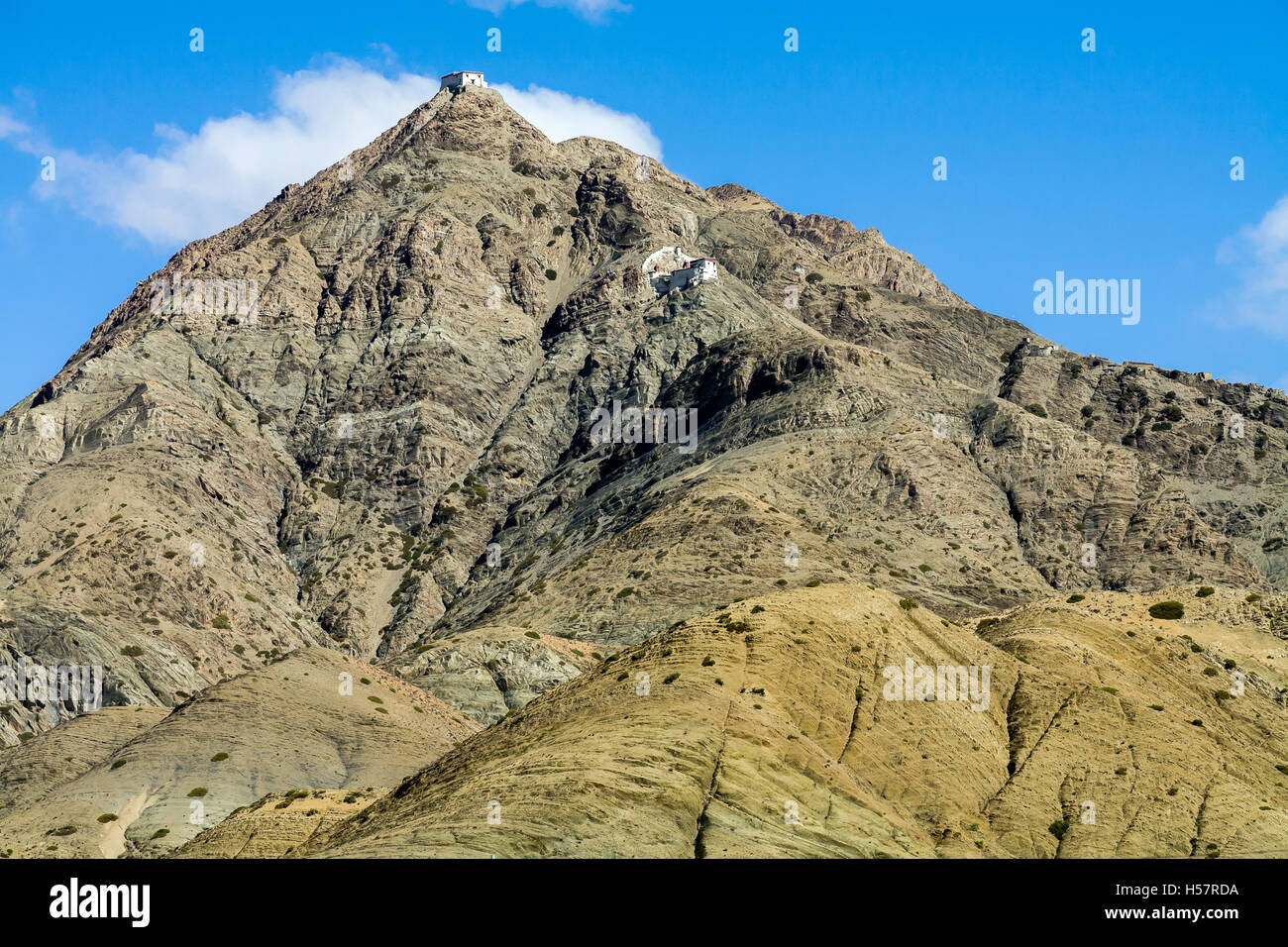 Beautiful landscape of Tibetan Plateau Stock Photo - Alamy