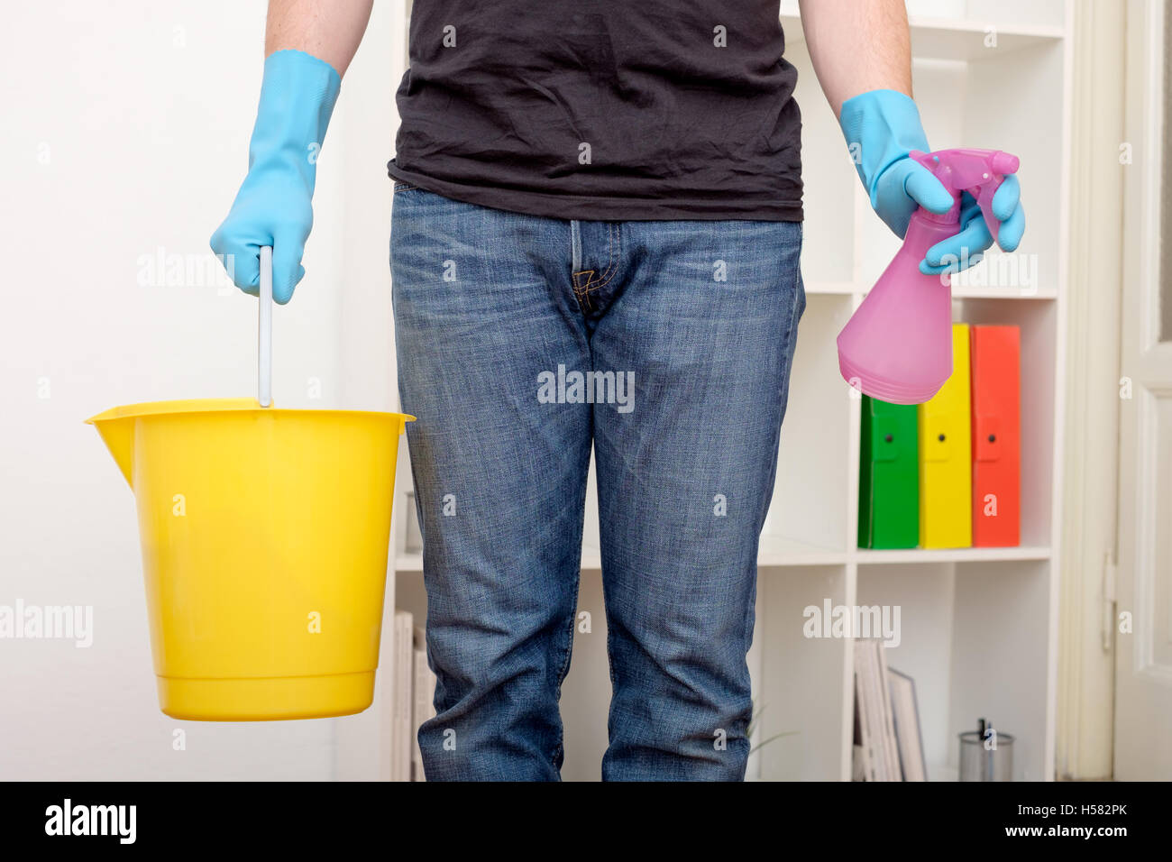 Boy cleaning house hi-res stock photography and images - Alamy