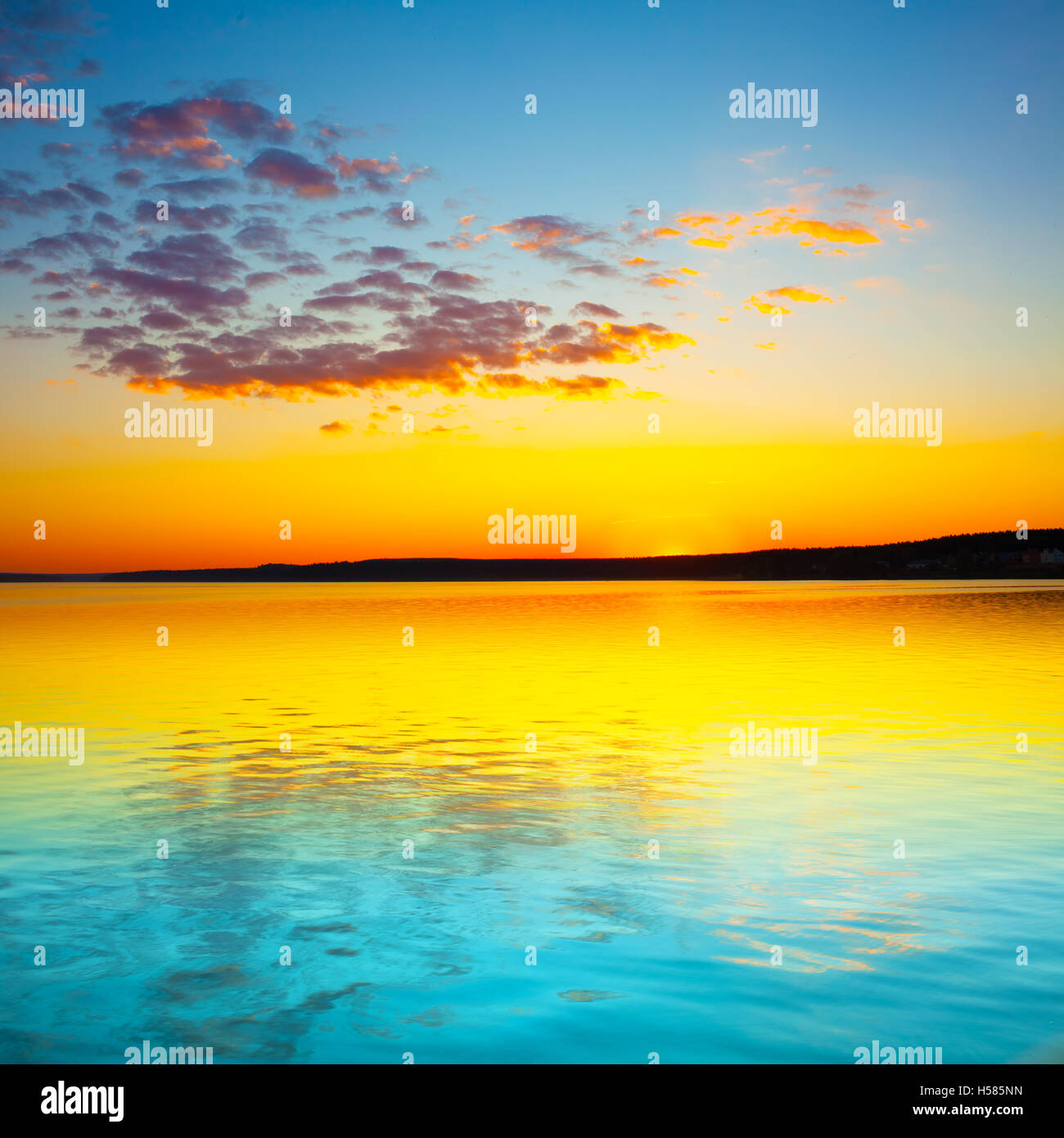Amazing river hi-res stock photography and images - Alamy
