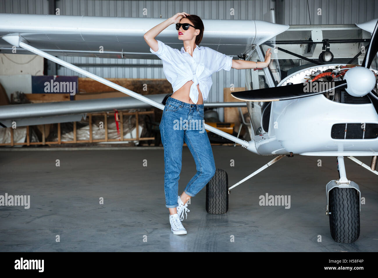 Standing up in plane hi-res stock photography and images - Alamy