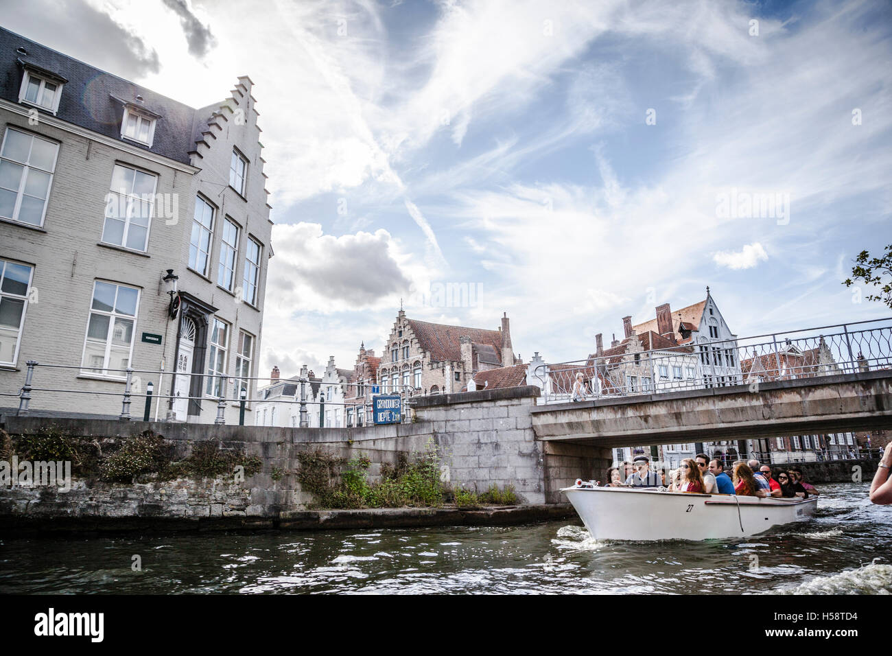 Scenic city view of Bruges canal with beautiful medieval colored houses ...