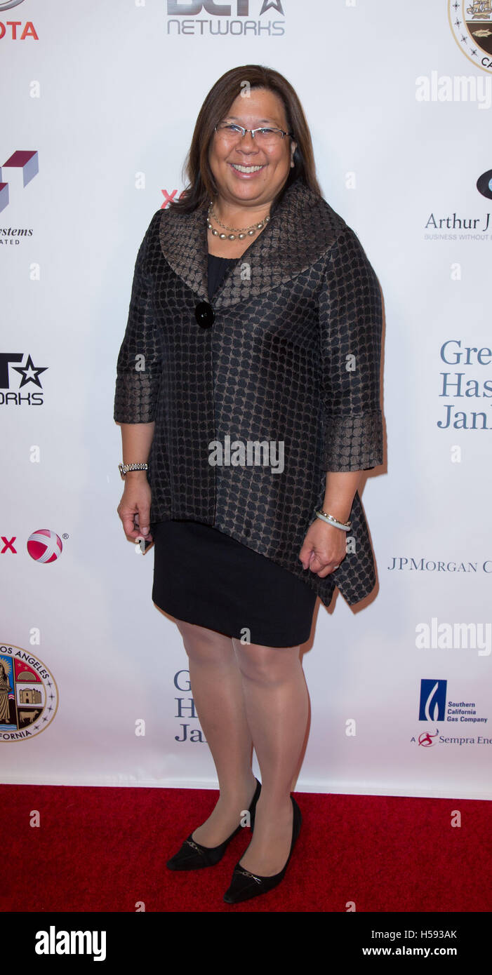 Betty Yee attends YWCA Greater Los Angeles 2015 Rhapsody Gala: Imagine ...