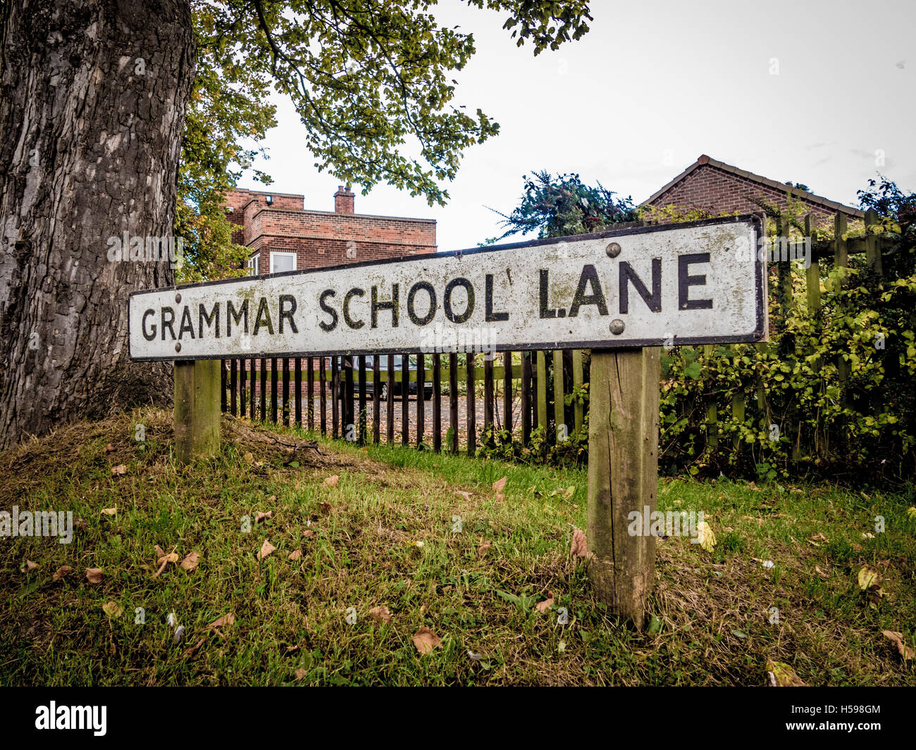Grammar school lane sign hi-res stock photography and images - Alamy