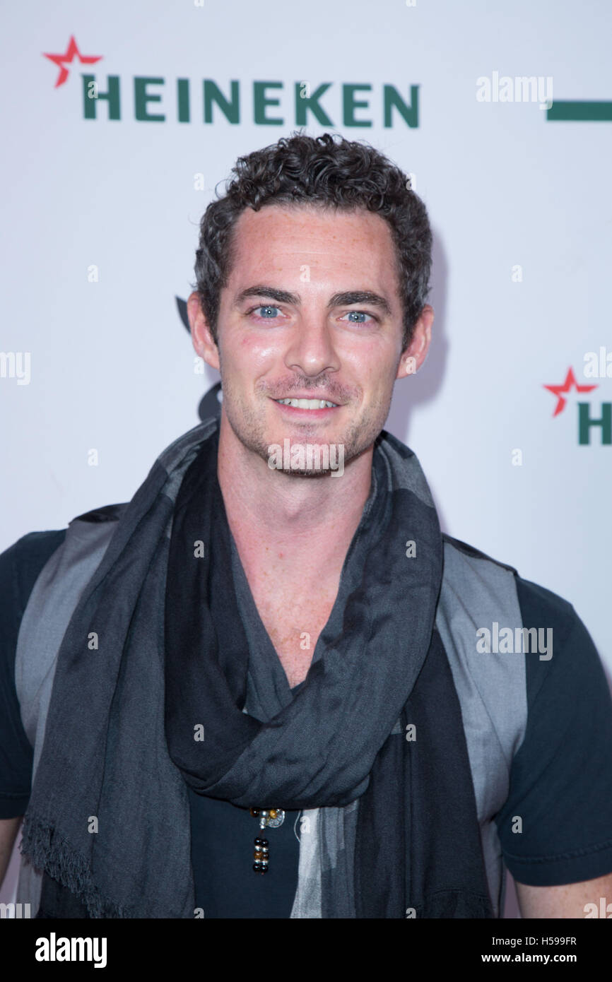 David Vaughn attends the 2nd Annual Bowling With Bunnies Charity ...