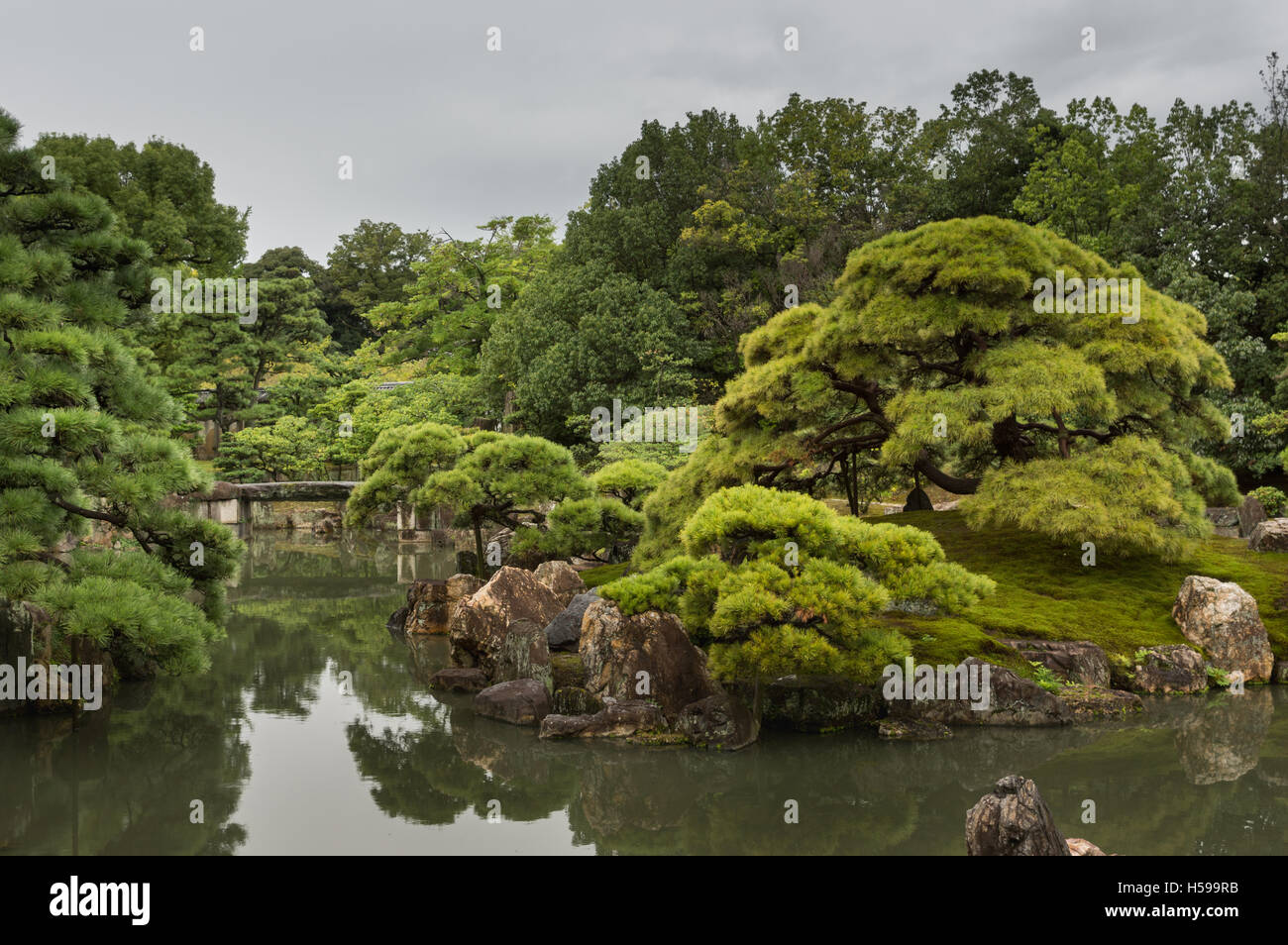 Nijo castle garden hi-res stock photography and images - Alamy