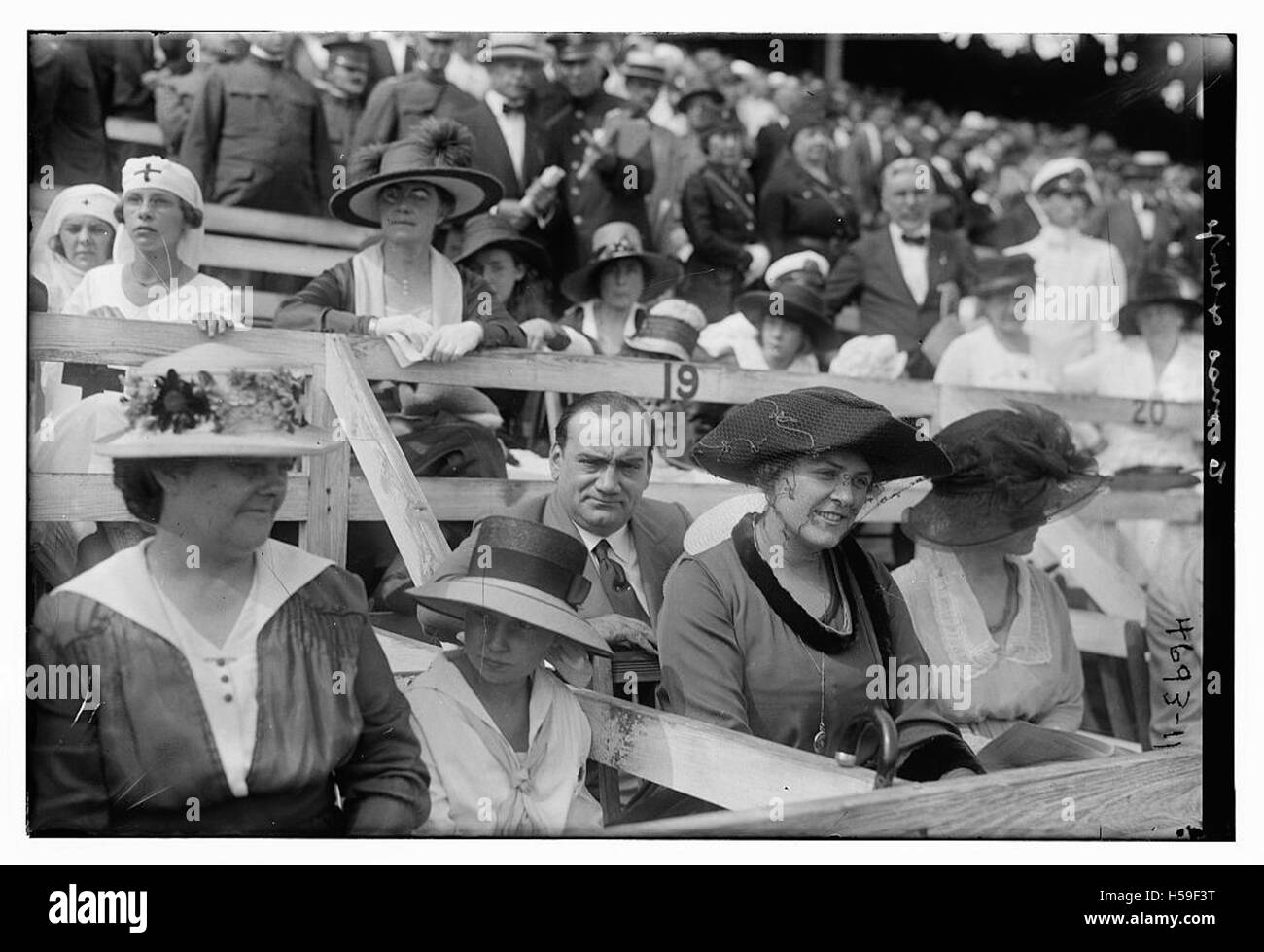 Opera stage singer performing Black and White Stock Photos & Images - Alamy