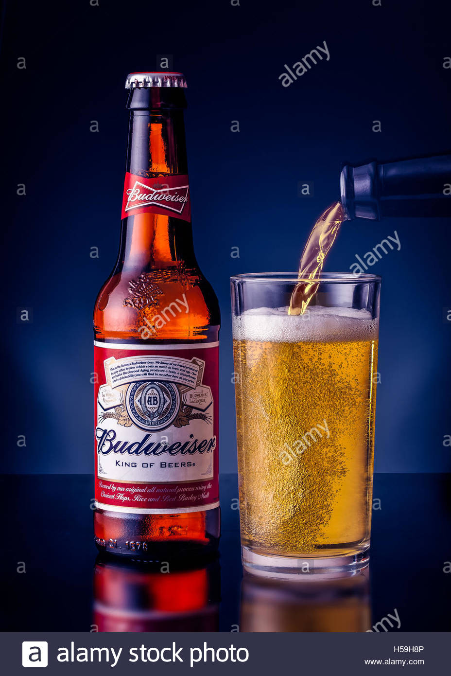 Budweiser Advert High Resolution Stock Photography and Images - Alamy