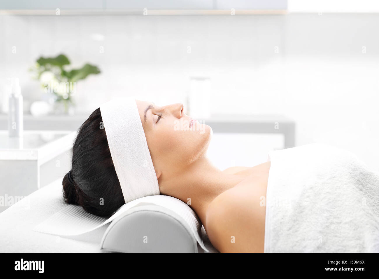 The woman's face during a facial at a beauty salon Stock Photo - Alamy