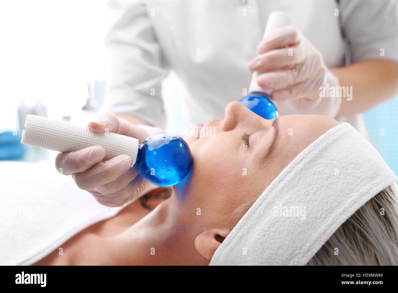 Female glass towel hi-res stock photography and images - Alamy