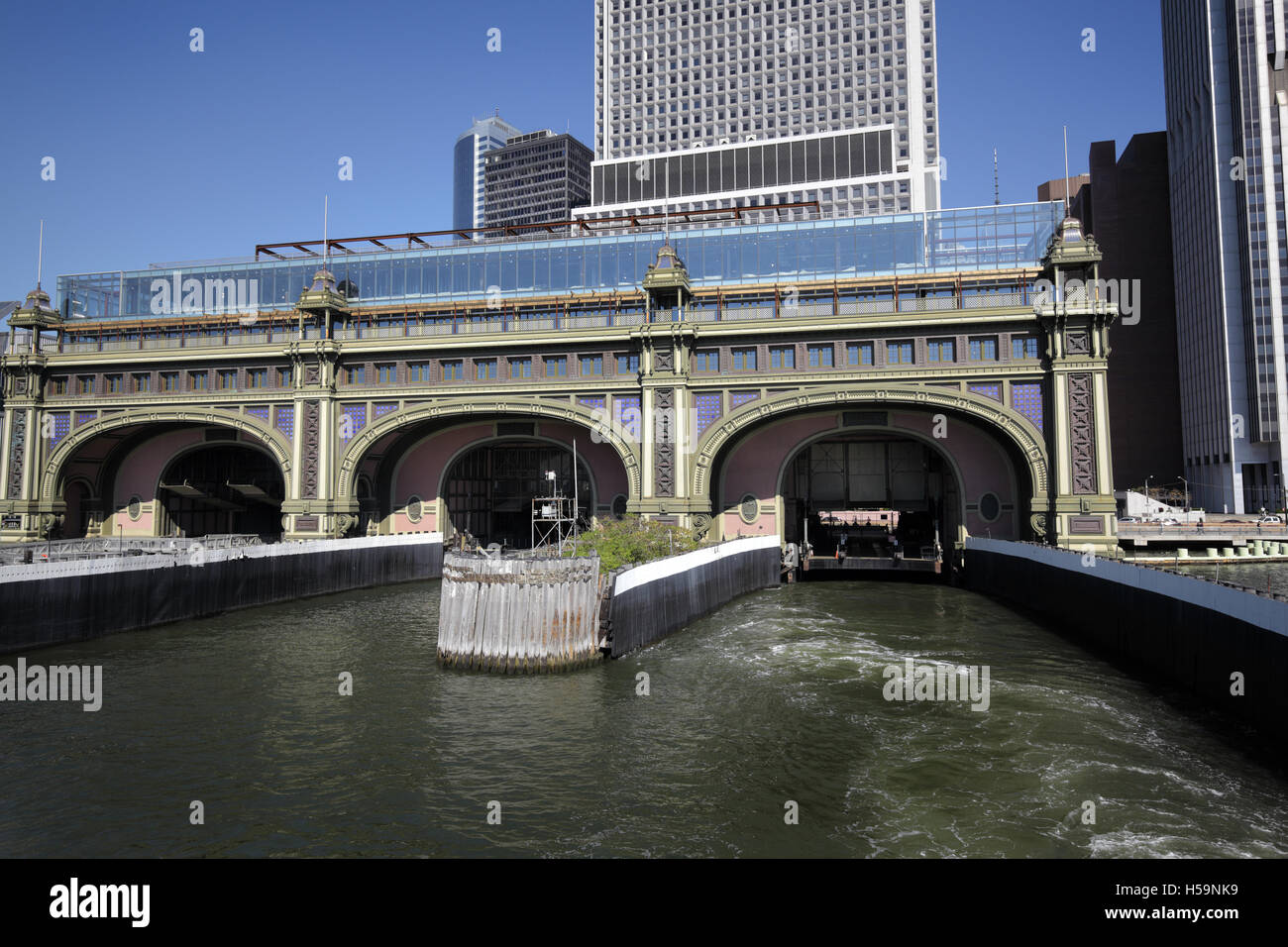 Battery maritime building lower manhattan hi-res stock photography and ...