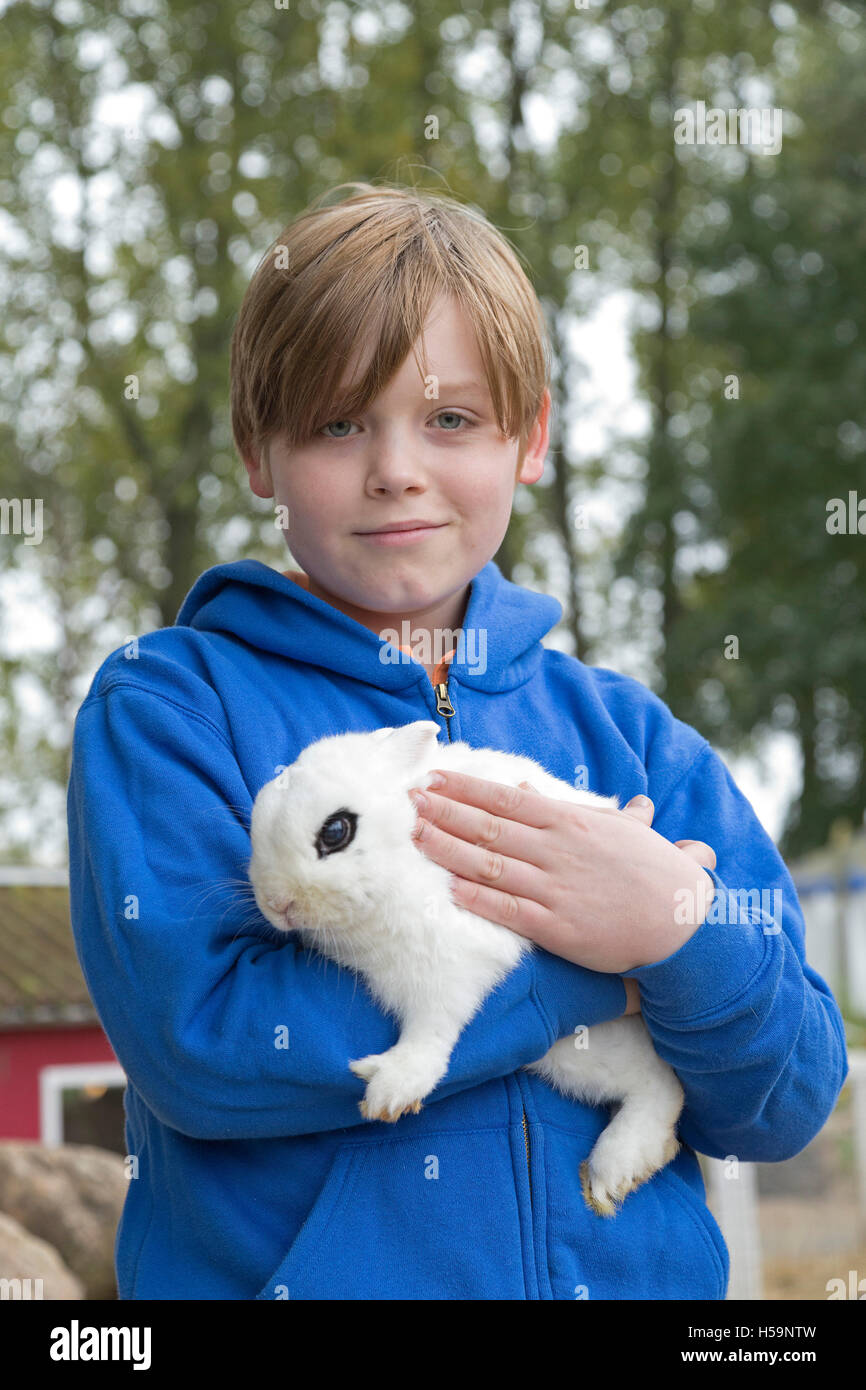 Child kid animal pet rabbit hi-res stock photography and images - Alamy