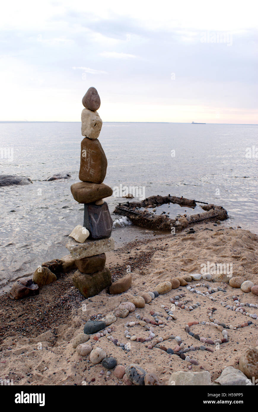 Tower of rocks hi-res stock photography and images - Alamy