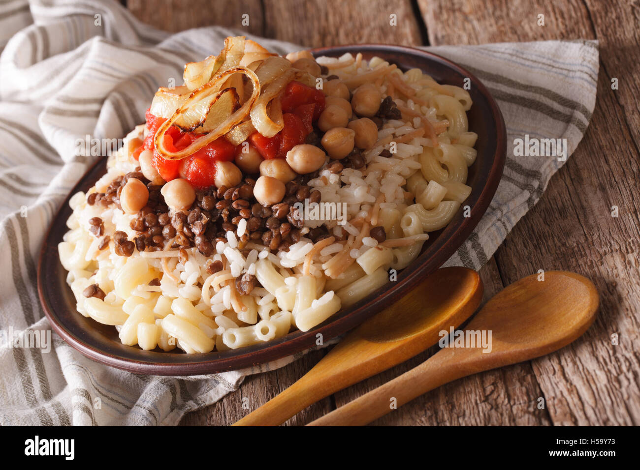 Koshary hi-res stock photography and images - Alamy