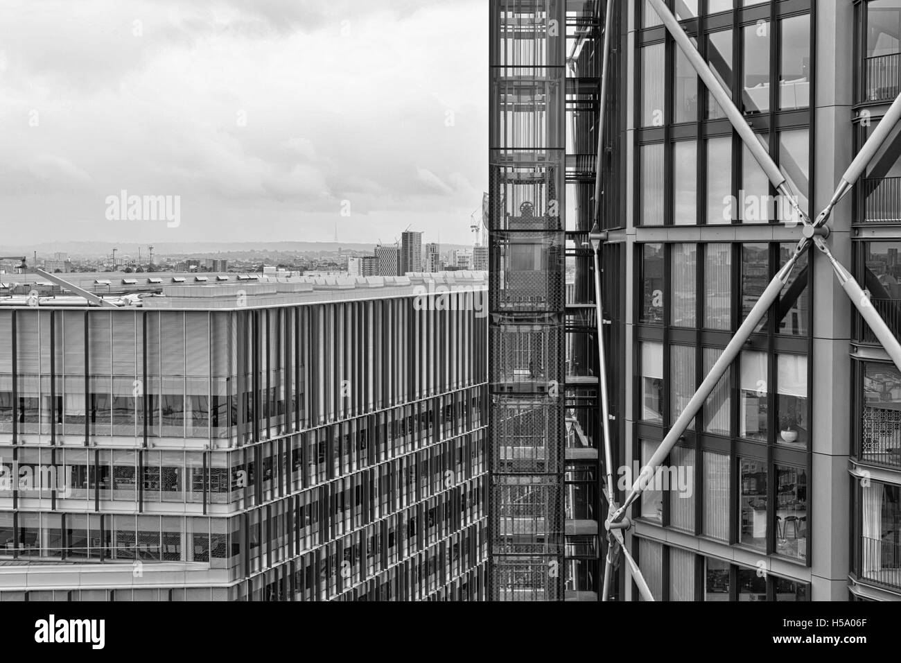 Office block outdoors Black and White Stock Photos & Images - Alamy