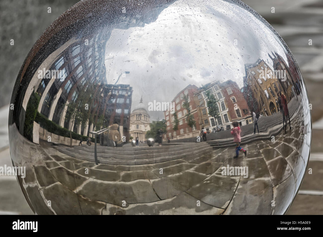 A Reflection of St Paul's Cathedral, London, England Stock Photo - Alamy