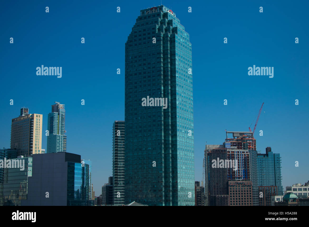 One Court Square, aka the Citigroup Building - 50-story office tower ...