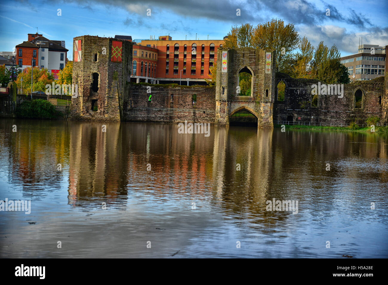 Newport wales city hi-res stock photography and images - Alamy