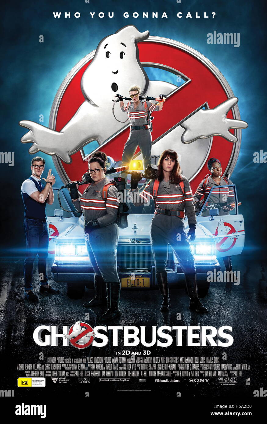 Erin gilbert ghostbusters hi-res stock photography and images - Alamy