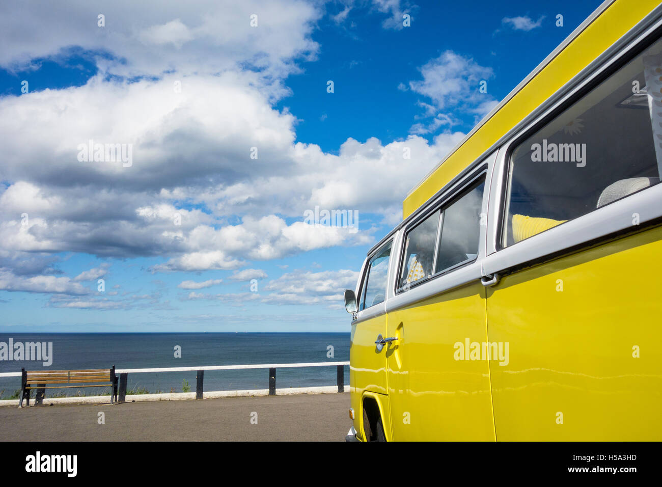 Vw camper van beach hi-res stock photography and images - Alamy