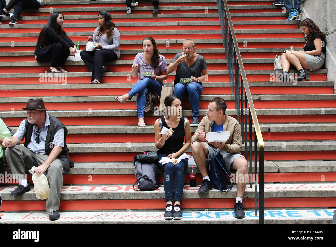Street scene in New York City , USA Stock Photo - Alamy